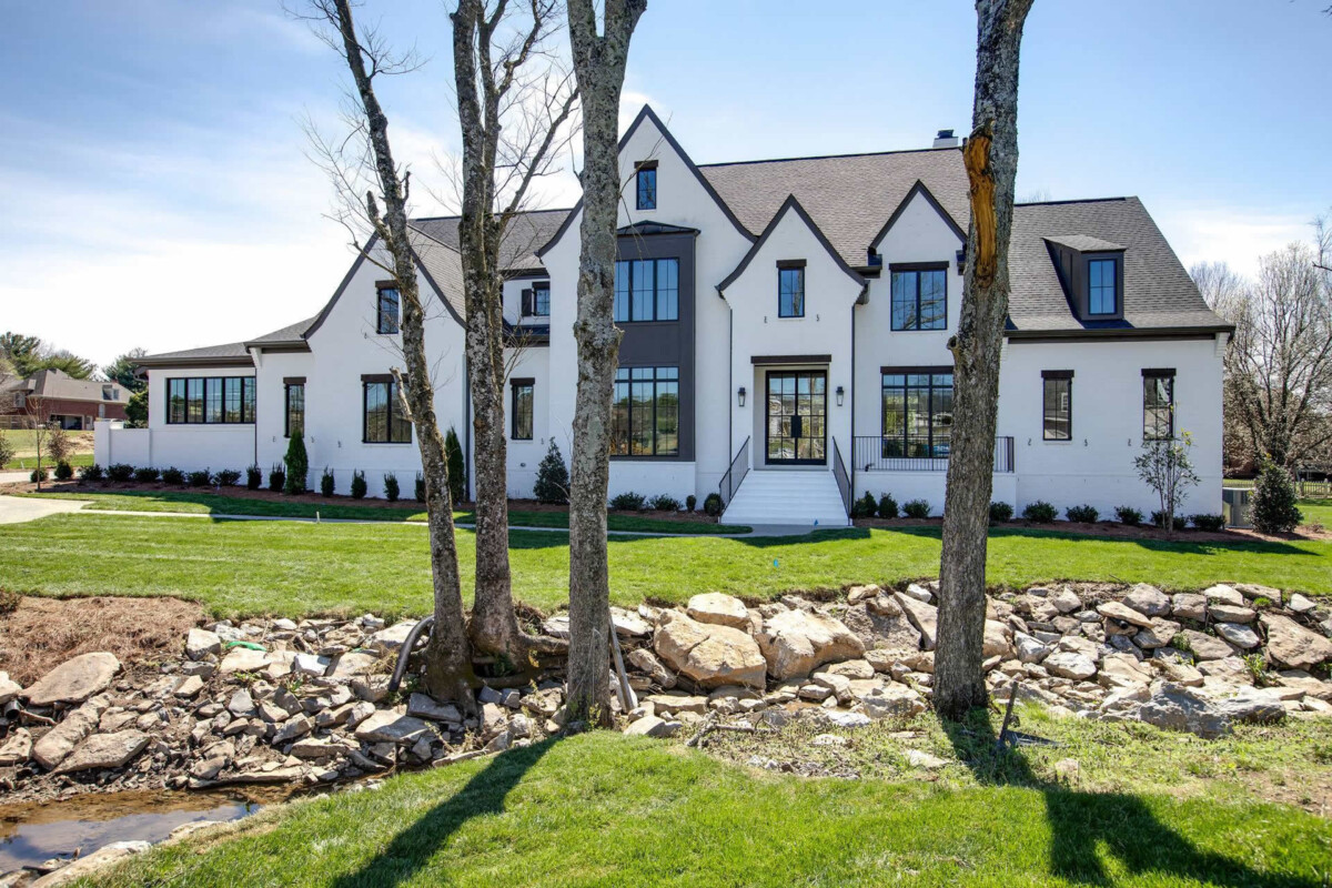 Exteriors - Legend Homes